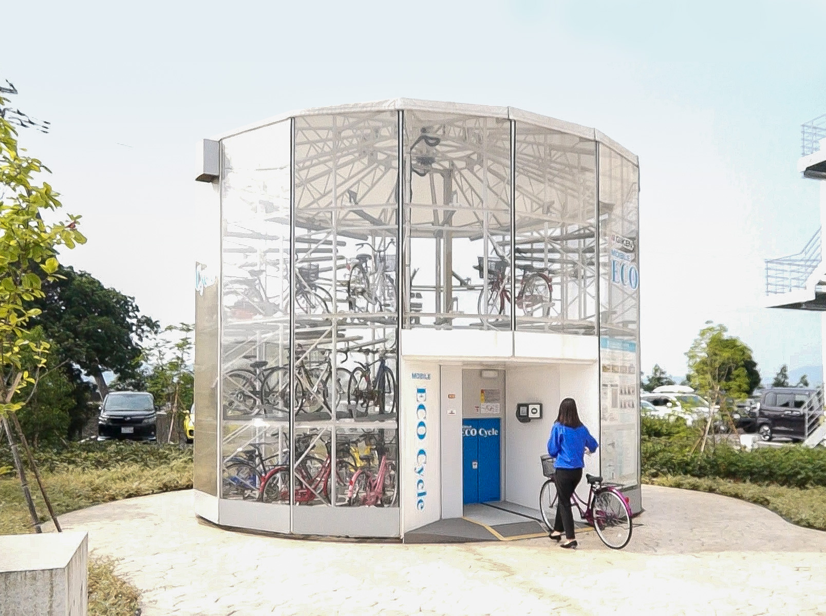 Donating to the MOBILE ECO Cycle™ to Kamiyama Marugoto College | GIKEN LTD.