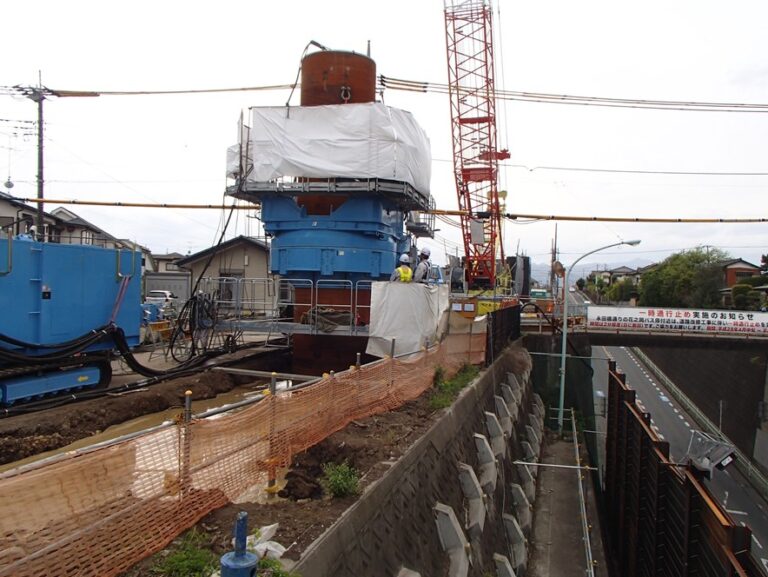 Road widening with large diameter steel tubular pile | GIKEN LTD.